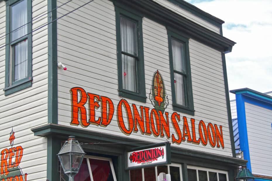 Best & Fun Things To Do Alaska + Best Places To Visit In Alaska