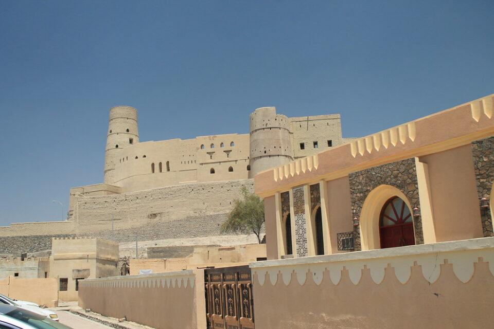 Best Things To Do in Oman. [Ultimate] Travel Guide, Tips & Attractions.