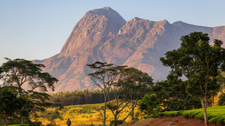 Best Things To Do in Malawi. [Ultimate] Travel Guide, Tips & Attractions.