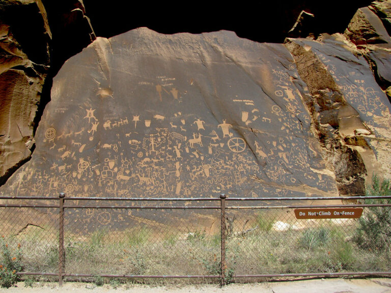 Best Things To Do in Moab, Utah. [Ultimate] Travel Guide, Tips ...