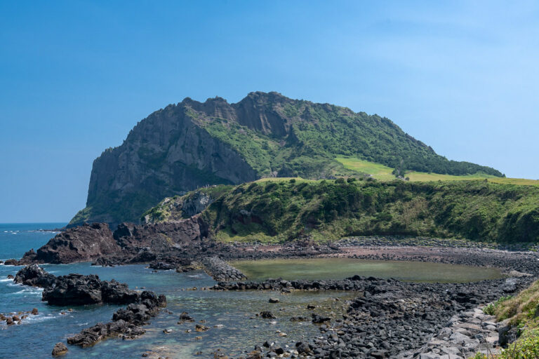 Best Things To Do in Jeju, South Korea. [Ultimate] Travel Guide, Tips ...