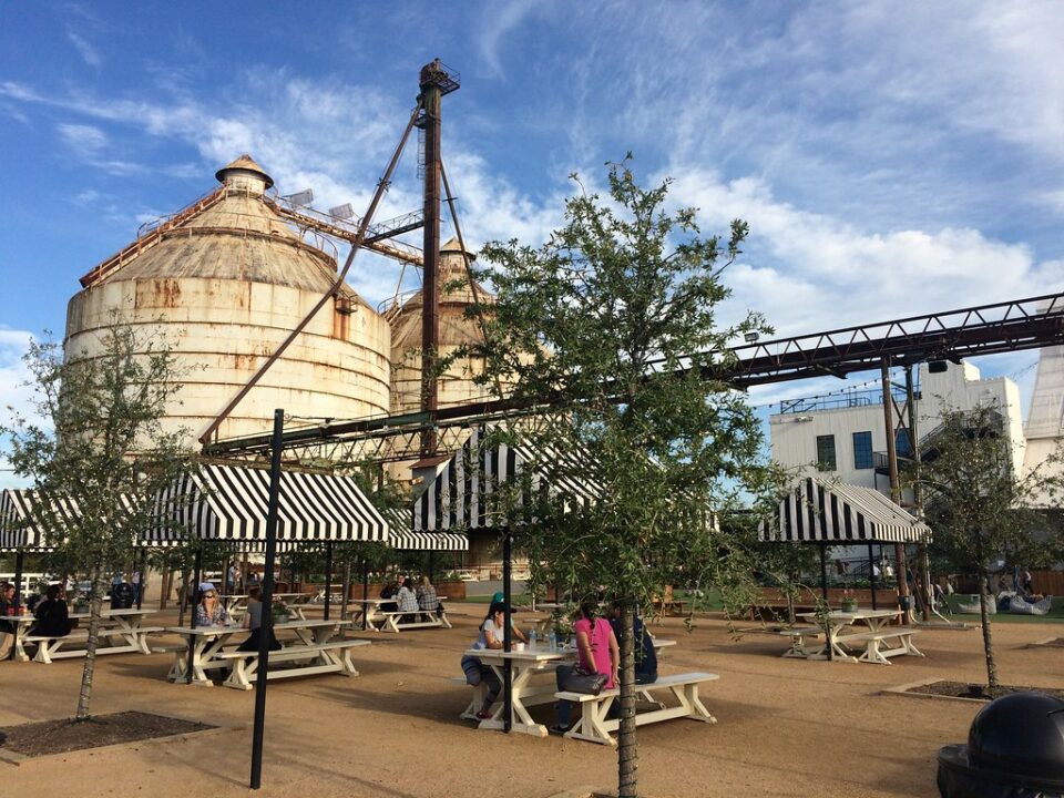 Best & Fun Things To Do + Places To Visit In Waco, Texas